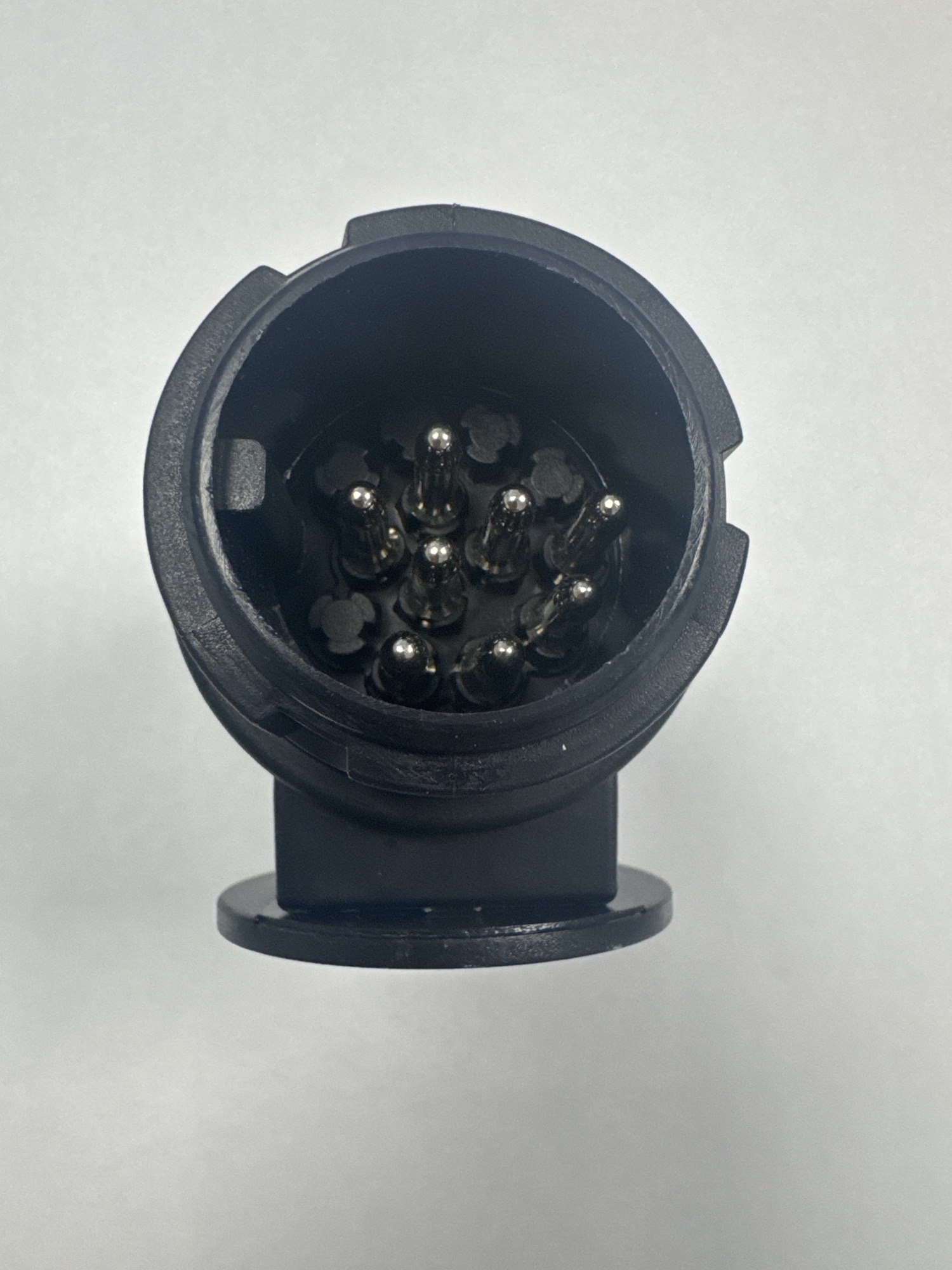 13 Pin Plug (with 8 pins) / 12v European Trailer Board – Snipe Trailers