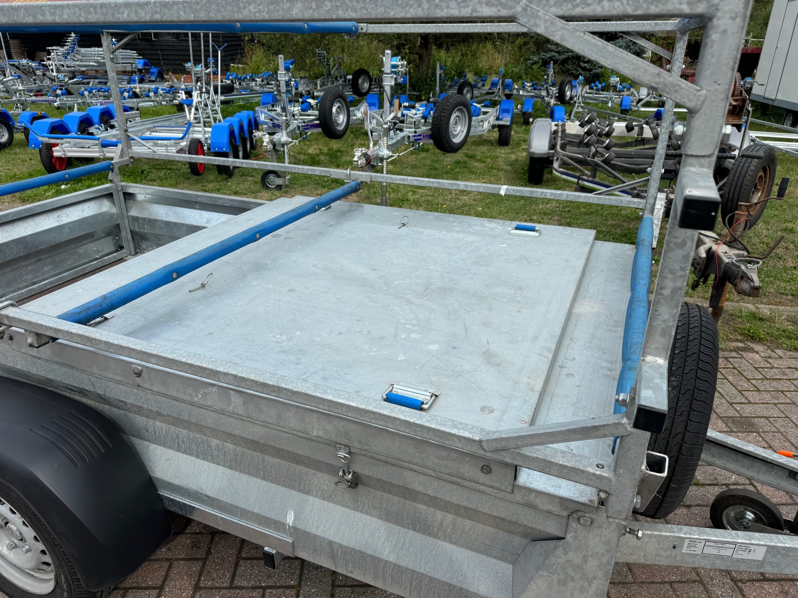 Steel Cover Box Trailer 6×4 new size – Snipe Trailers