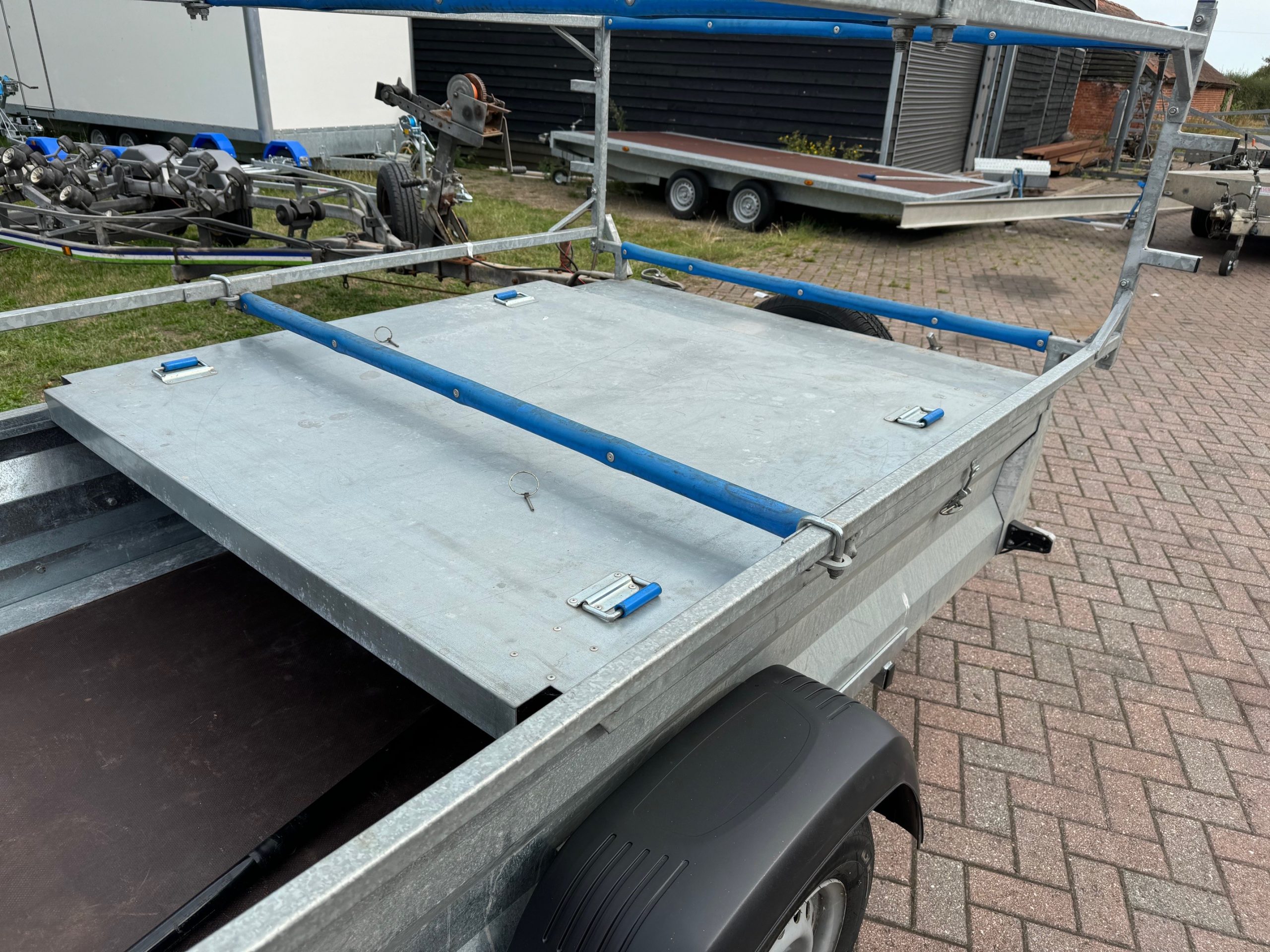 Steel Cover Box Trailer 6×4 new size – Snipe Trailers