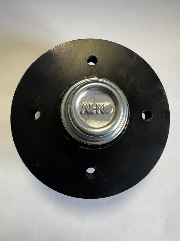 ALKO Axle complete hub 750kg 4x4pcd with bearings – Snipe Trailers